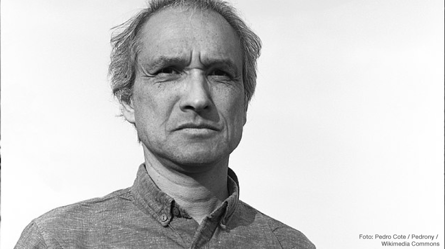 En memoria del escritor Julio Paredes | BibloRed